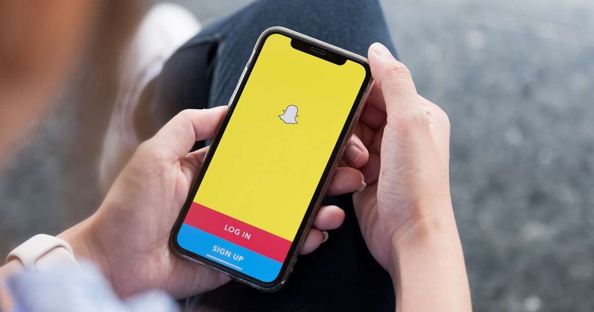 Why is Snapchat Not Working? - 9 Quick Ways Fix Guide - MobbiTech