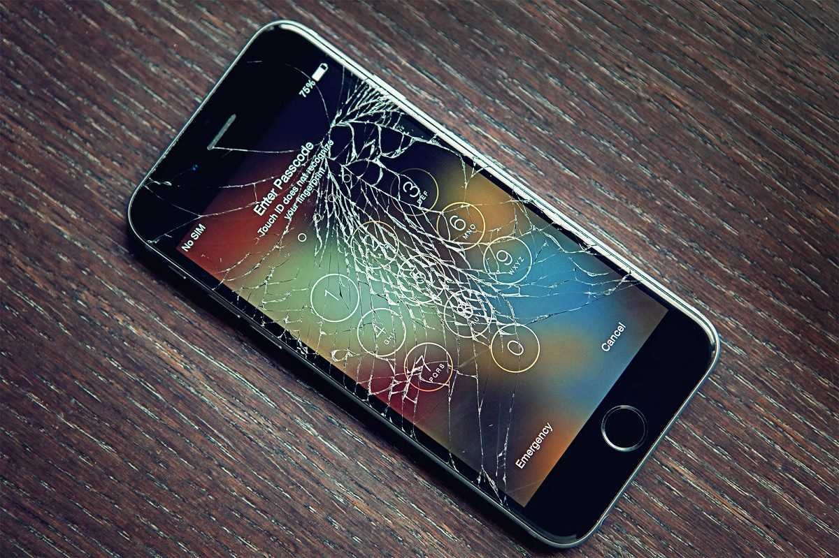 How To Fix A Cracked Phone Screen - Details Steps - MobbiTech