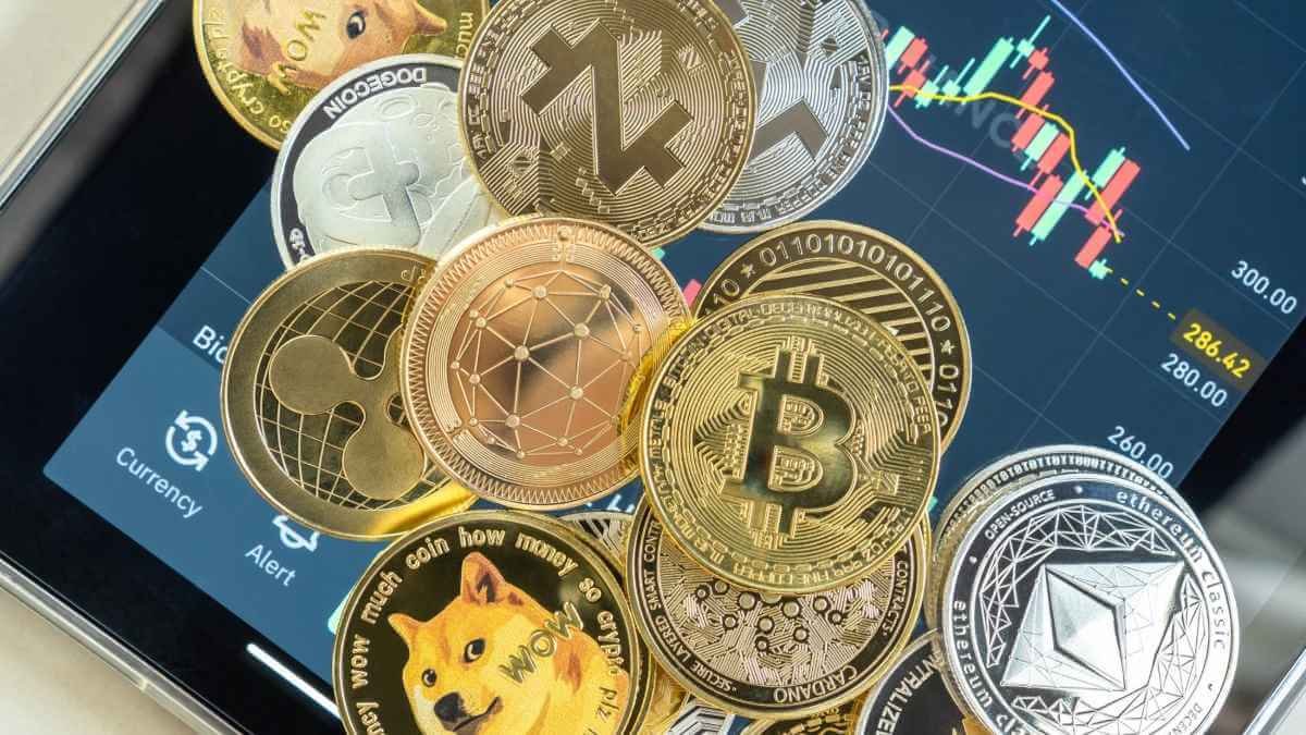 How To Earn Crypto For Free: 7 Best Ways - MobbiTech